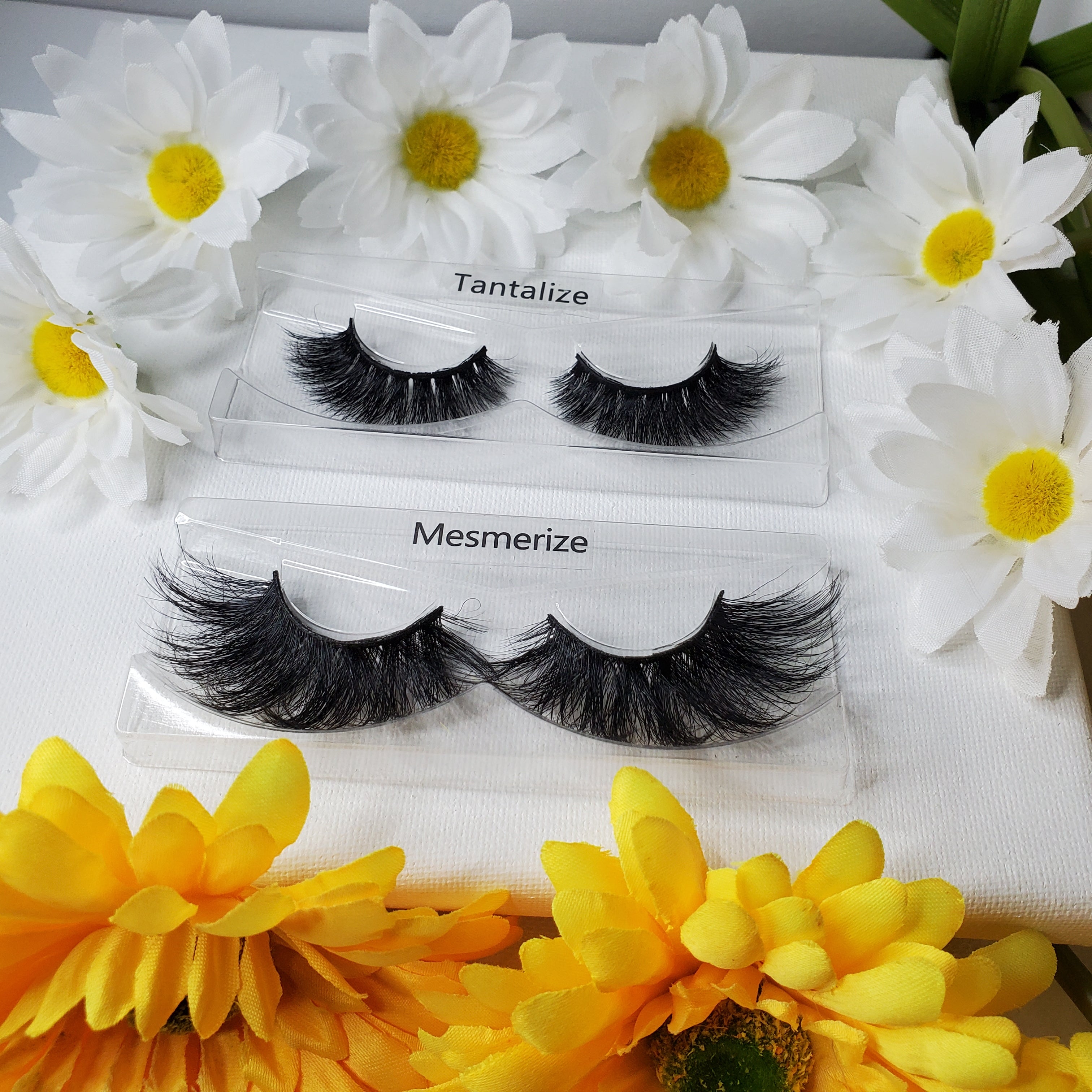 Lustful Smeyez Lash Box – MIL